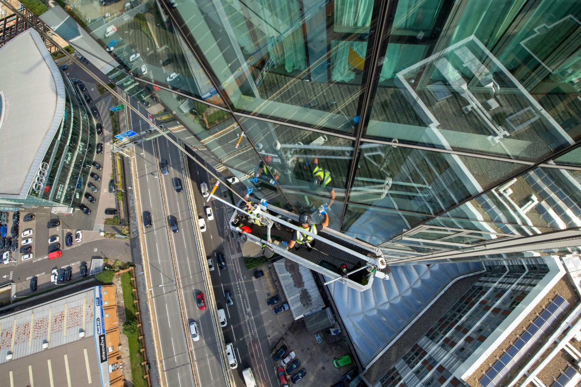 Building Maintenance Units (BMU) | ALGHANEM GROUP